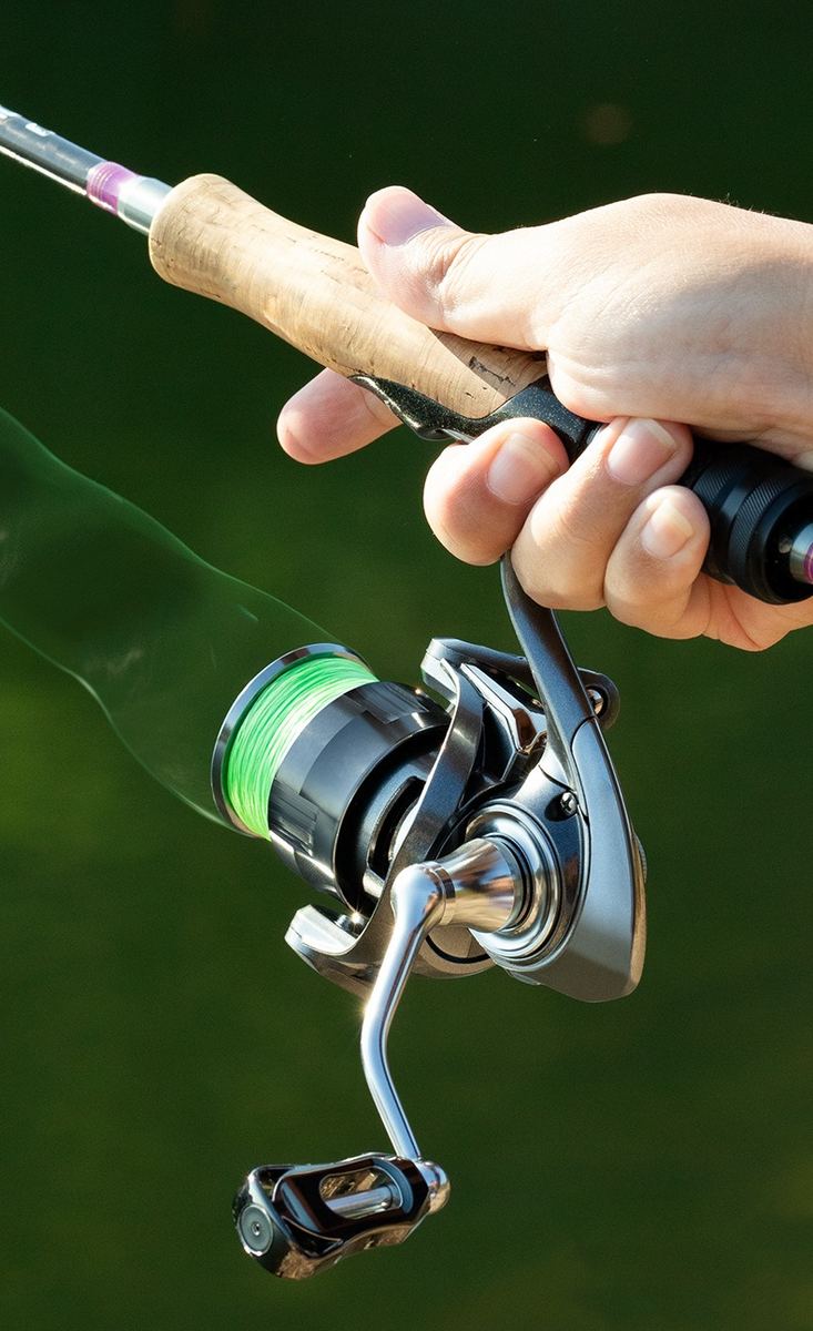 Carbon Fiber Ultralight Spinning Reel for Lure Fishing, Squid Fishing ...